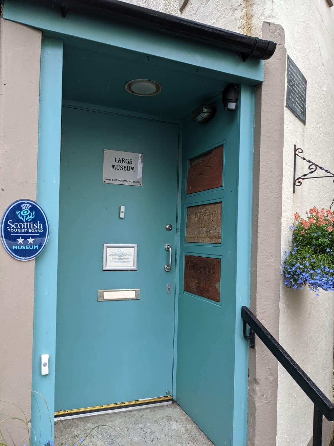 Largs - Our Complete Guide: Things to do & Hotels in Largs