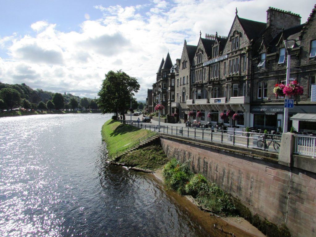 Inverness Accommodation - 17 Stunning Options To Choose From