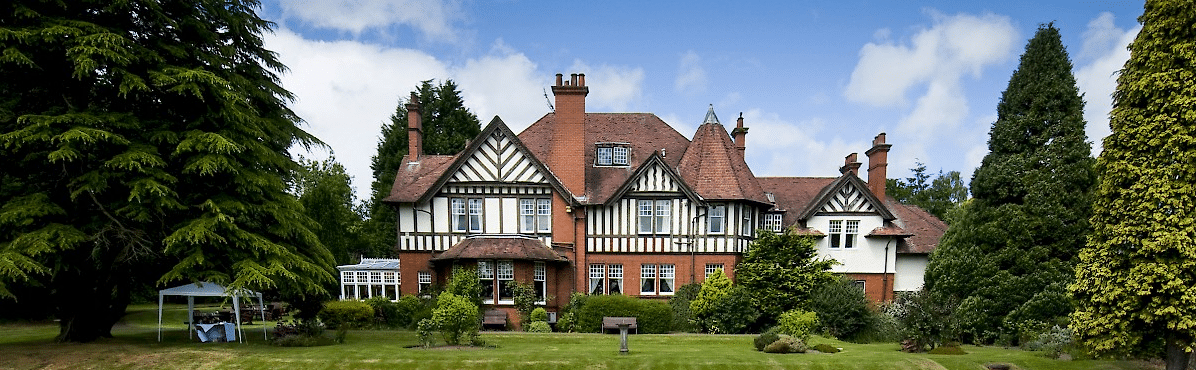 Stirling Accommodation | 13 Best Hotels, Cottages & B&Bs